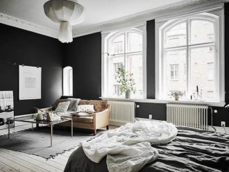 Mur noir en déco - Visite d'un appartement incroyable - Clem ATC