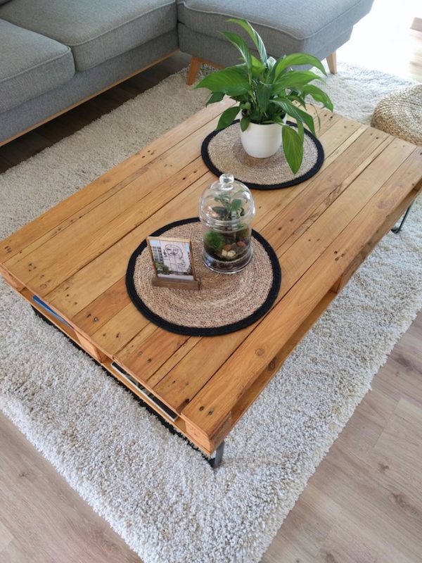 Table basse palette DIY facile à faire soi-même - Clem ATC