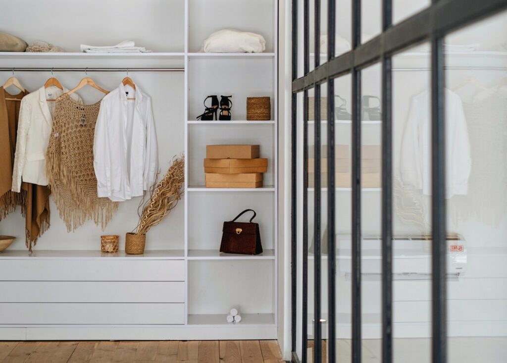 Réussir son aménagement de placard - Blog déco clem atc