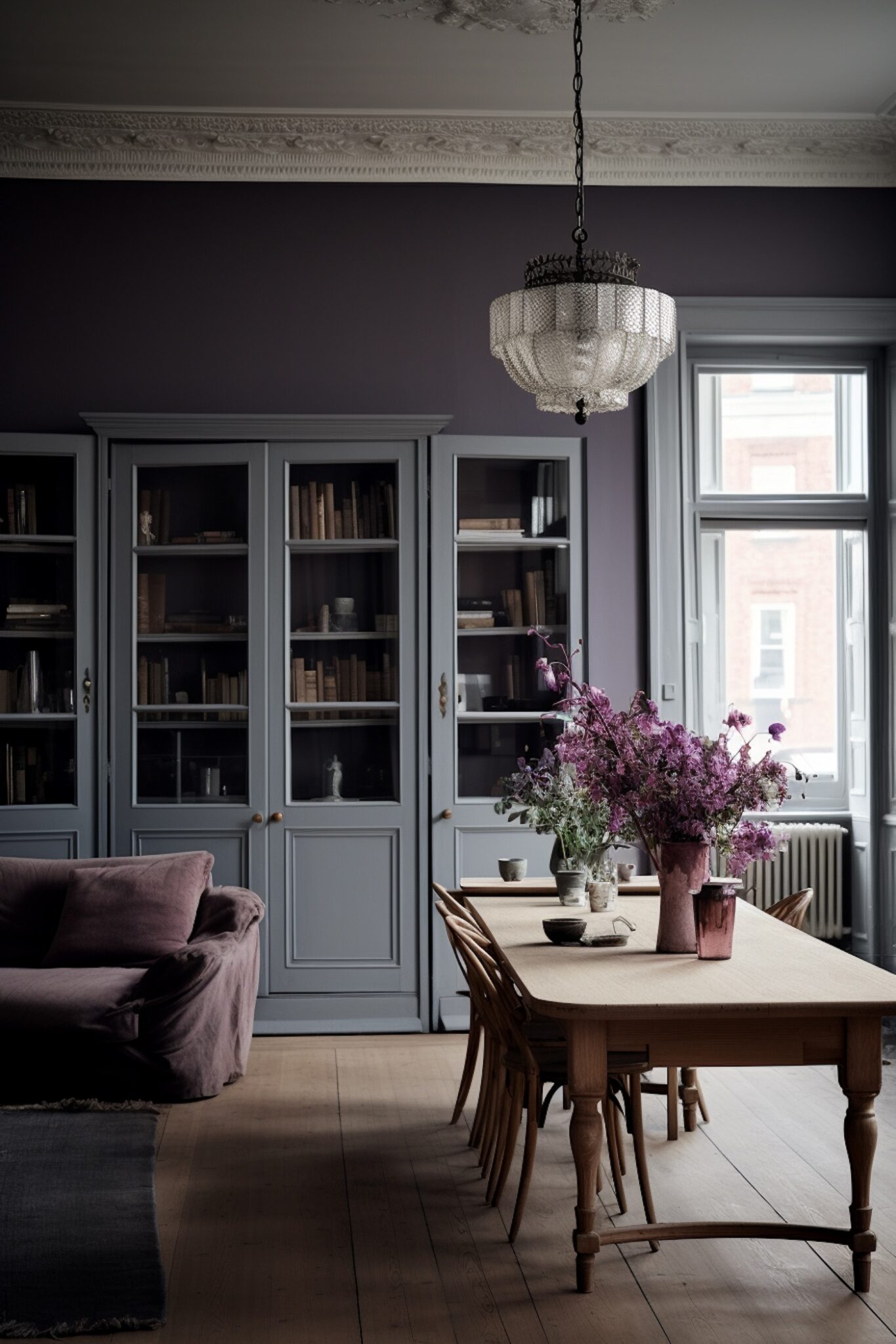 Déco couleur pourpre : une toile de fond royale pour votre intérieur